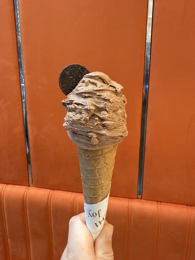 VENCHI - Updated December 2025 - 106 Photos & 30 Reviews - 825 7th Ave ...