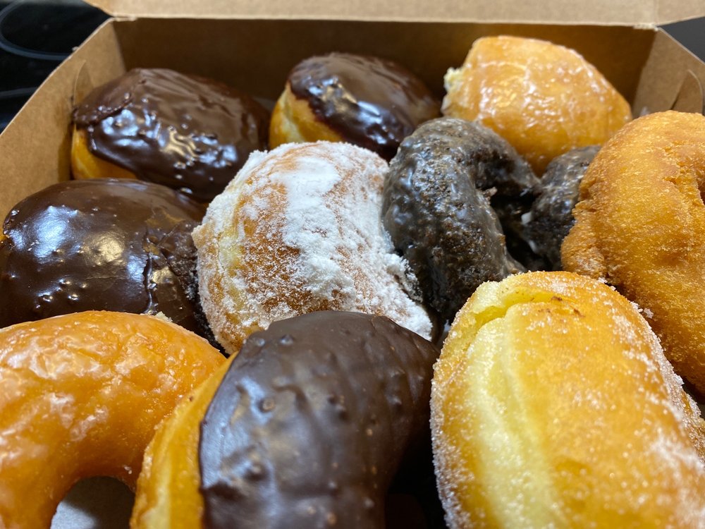 ANGELS DONUTS - Updated November 2024 - 54 Photos & 64 Reviews - 267 E ...