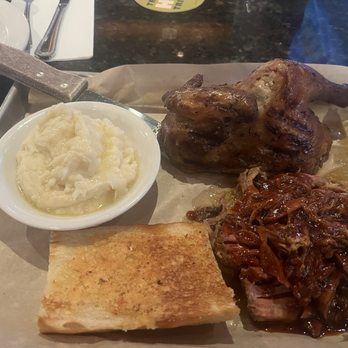 KAMINSKI’S SPORTS LOUNGE AND BBQ - Updated June 2025 - 414 Photos & 792 ...