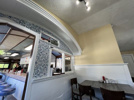 BREAD & BUTTER DINER - Updated October 2024 - 24 Photos & 31 Reviews ...