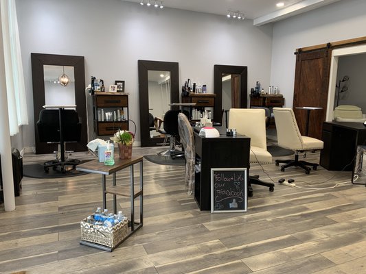NW RUSTIC SALON - Updated October 2025 - 5038 River Rd N, Keizer ...