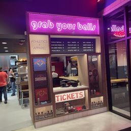 CHAR BAR - PARKVILLE - Updated July 2025 - 146 Photos & 80 Reviews ...