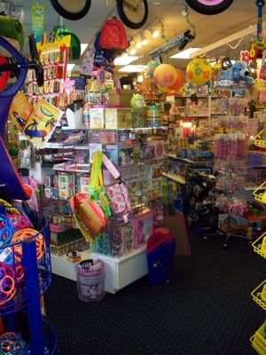 EVAN’S TOY SHOPPE - Updated January 2026 - 10 Reviews - 1647 Whitney ...