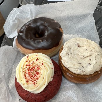 URBAN DONUT - Updated July 2025 - 271 Photos & 150 Reviews - 2805 Allen ...