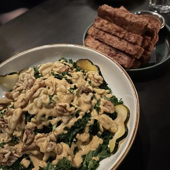 MERAI - Updated November 2025 - 255 Photos & 59 Reviews - 14 Harvard St ...