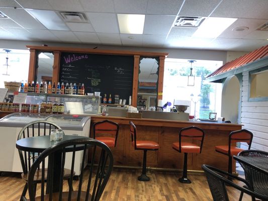 GET FRESH ON THE MAIN - Updated December 2025 - 10 Photos - 254 Main St ...