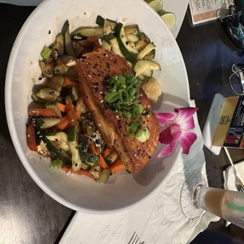 ALOHA GRILL - Updated May 2025 - 732 Photos & 665 Reviews - 221 Main St ...