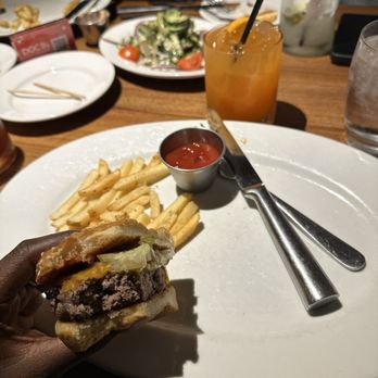 DOC B’S RESTAURANT + BAR - Updated June 2024 - 842 Photos & 986 Reviews ...