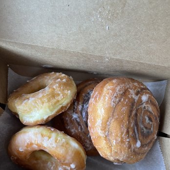 FOX’S DONUT DEN - 245 Photos & 314 Reviews - 3900 Hillsboro Pike ...