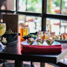 SMOKIN FINS - Updated November 2025 - 393 Photos & 358 Reviews - 370 ...