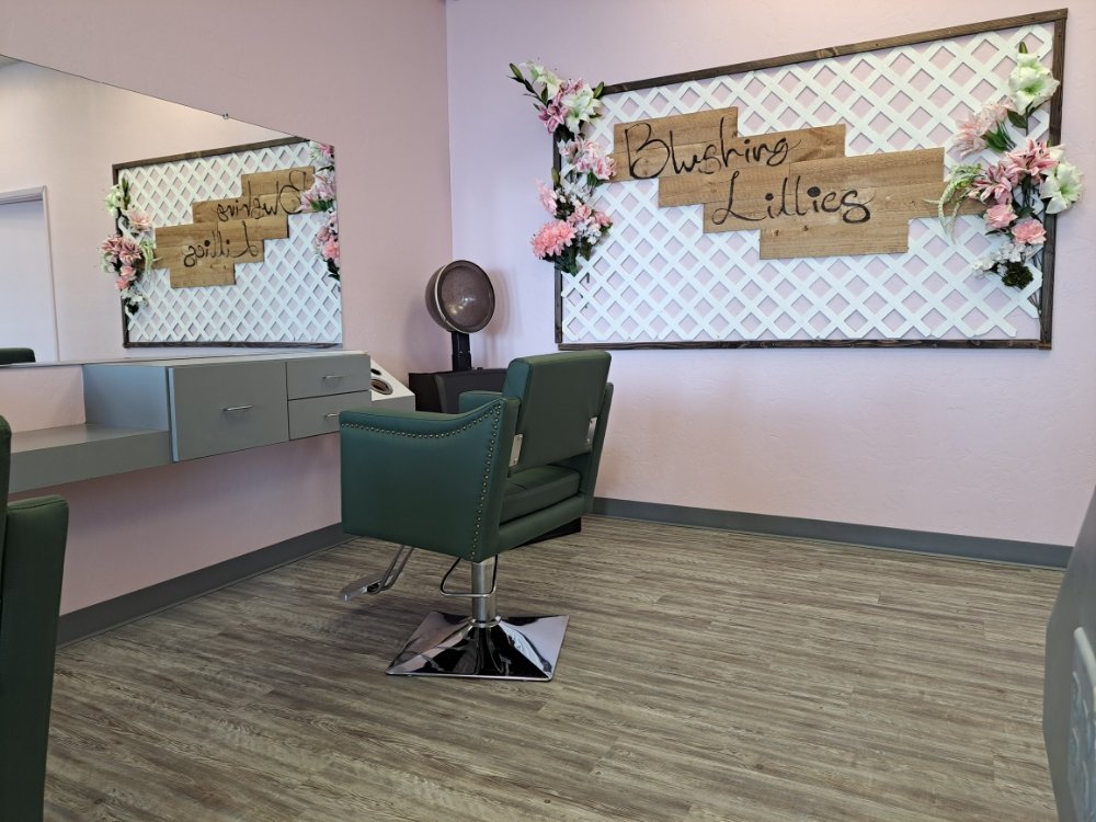 BLUSHING LILLIES BEAUTY LOUNGE - Updated August 2025 - 2850 S Pacific ...