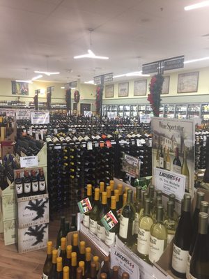 LIQUORS 44 - Updated January 2026 - 1522A Boston Rd, Springfield ...