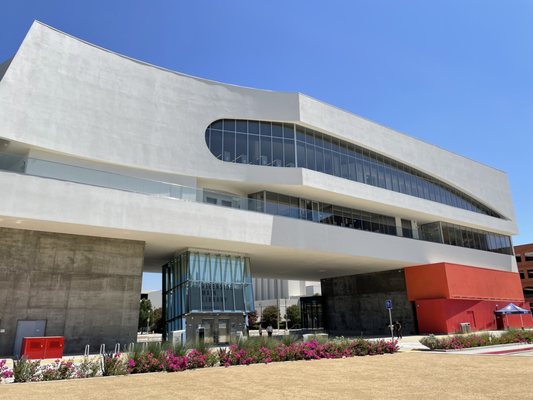 RIVERSIDE PUBLIC LIBRARY MAIN BRANCH - Updated July 2025 - 79 Photos ...