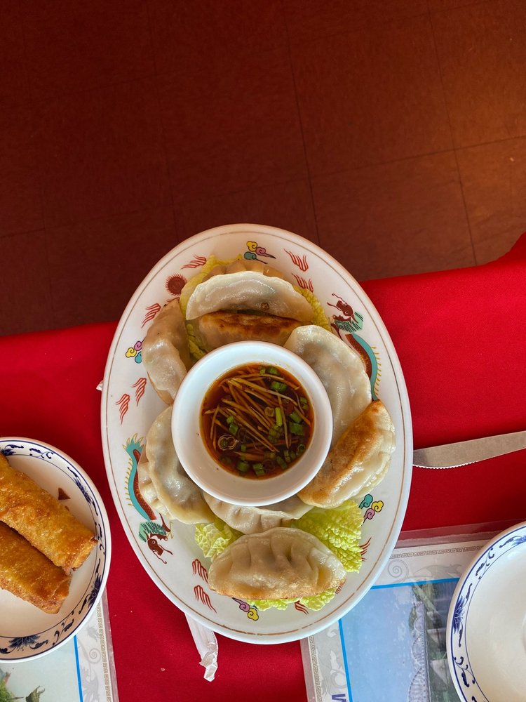 GOLDEN CROWN CHINESE RESTAURANT - Updated August 2025 - 53 Photos & 69 ...