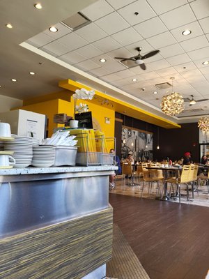 LASALLE CAFE LUNA - Updated December 2025 - 120 Photos & 189 Reviews ...