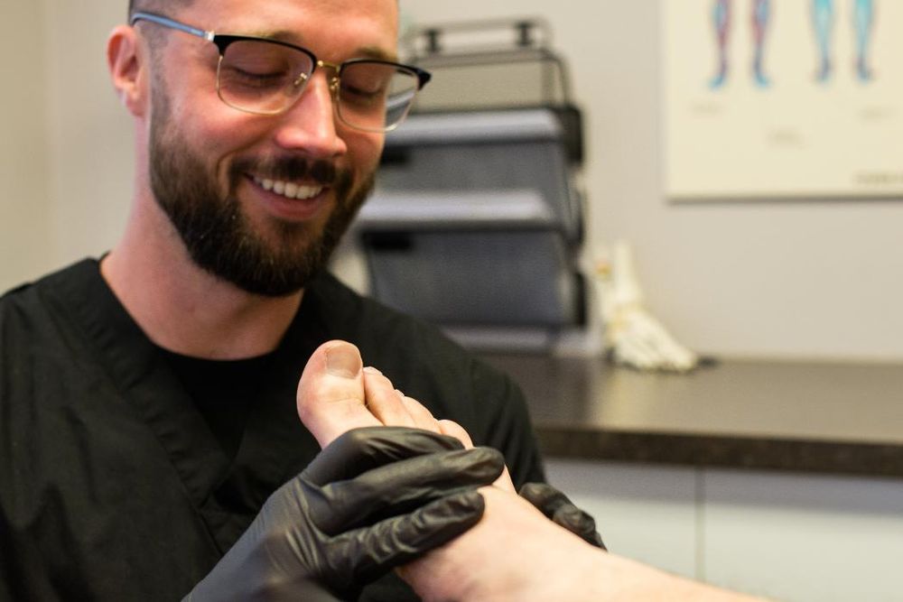 PIEDRÉSEAU PODIATRES ORTHÈSES - 245 Victoria Avenue, Westmount, Quebec ...