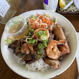 MONSTER PHO - Updated May 2026 - 1523 Photos & 1425 Reviews - 360 40th ...