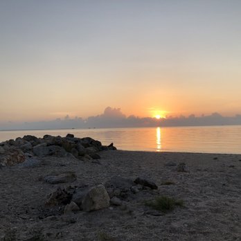 MAGNOLIA BEACH - Updated December 2025 - 30 Photos & 12 Reviews - 1707 ...