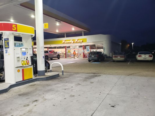 TOPS SHELL MART 22 - 11960 Nc Highway 210, Benson, North Carolina ...