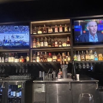 DOC B’S RESTAURANT + BAR - Updated 05/2025 - 891 Photos & 1037 Reviews ...