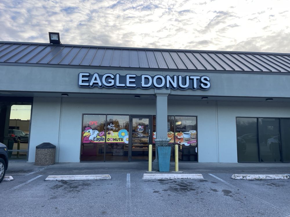 EAGLE DONUTS - Updated December 2025 - 14 Reviews - 967 Winscott Rd ...
