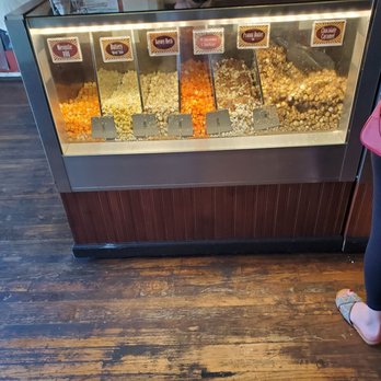 THE PITTSBURGH POPCORN COMPANY - Updated December 2025 - 130 Photos ...