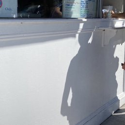 BRIDGEHAMPTON CANDY KITCHEN - Updated July 2025 - 66 Photos & 109 ...