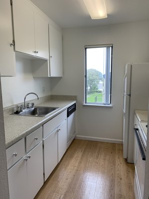 EVERGREEN RIDGE APARTMENTS - Updated August 2025 - 42 Photos & 52 ...