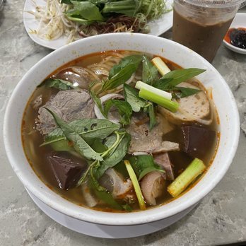 PHO QUE HUONG - Updated July 2024 - 1600 Photos & 415 Reviews - 1160 ...