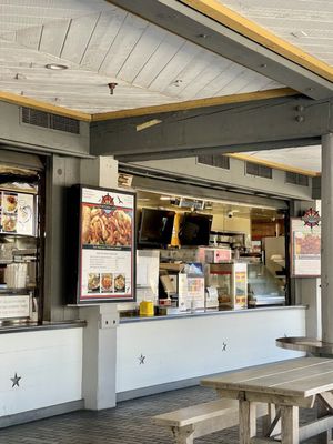 PORTSIDE CAFÉ ON THE PIER - Updated October 2025 - 151 Photos & 85 ...
