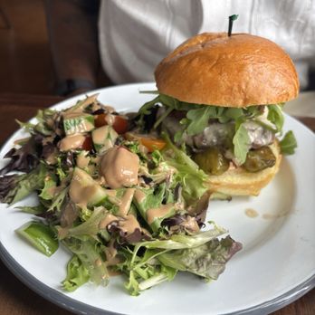 GATEHOUSE - Updated November 2025 - 177 Photos & 121 Reviews - 4503 S ...