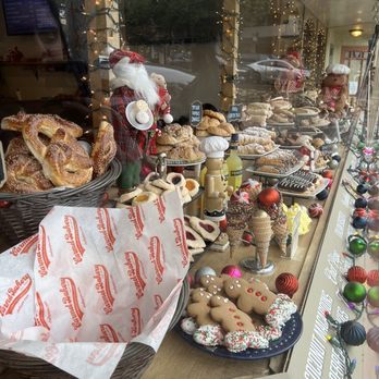 CARMEL BAKERY - 1342 Photos & 991 Reviews - Ocean Ave Between Dolores ...