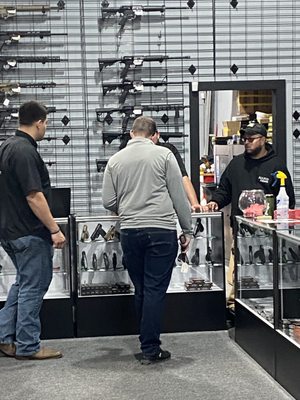 ALLIED ARMS - Updated January 2026 - 21 Photos & 29 Reviews - 622 Old ...