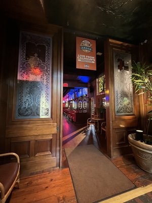 CALHOUN’S - Updated April 2026 - 535 Photos & 629 Reviews - 400 Neyland ...