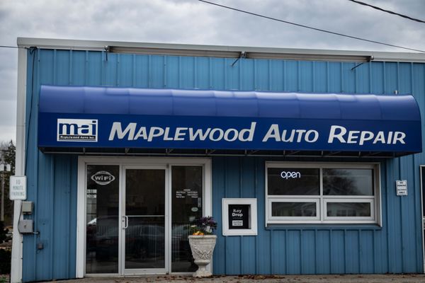 MAPLEWOOD AUTO - Updated December 2025 - 41 Photos & 12 Reviews - 242 E ...