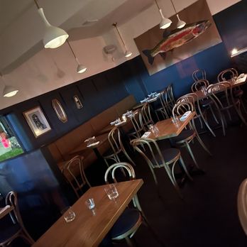 LE POISSON BLEU - Updated December 2025 - 50 Photos & 11 Reviews - 610 ...