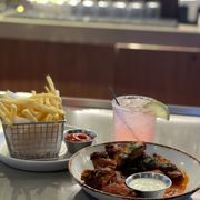 GOOD GAME - 58 Photos & 22 Reviews - Arcades - 875 Battery Ave SE ...