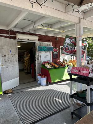 SUNOL CORNERS LITTLE MARKET - Updated August 2025 - 93 Photos & 67 ...