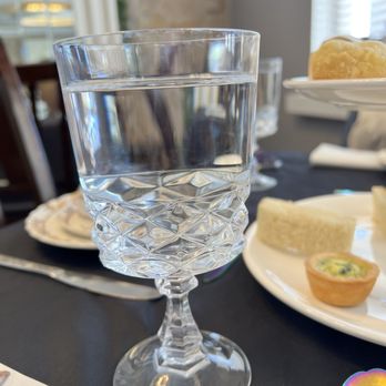 QUIRKY ROYAL TEA ROOM - Updated December 2025 - 142 Photos & 90 Reviews ...