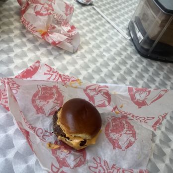 DEVIL DAWGS - EVANSTON - Updated June 2025 - 49 Photos & 28 Reviews ...