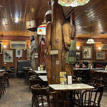 WALL DRUG STORE - Updated September 2024 - 1358 Photos & 772 Reviews ...