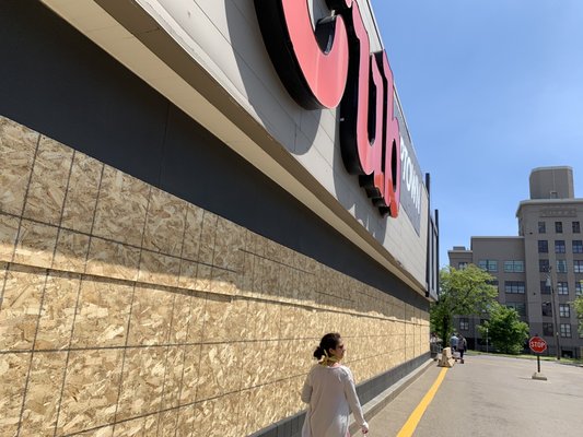 CUB - MINNEAPOLIS UPTOWN - 209 Photos & 43 Reviews - 1104 Lagoon Ave ...