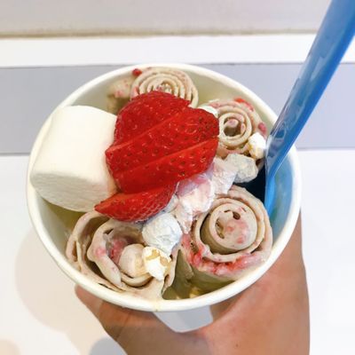 PENGUIN ICE CREAM - Updated December 2024 - 77 Photos & 32 Reviews ...