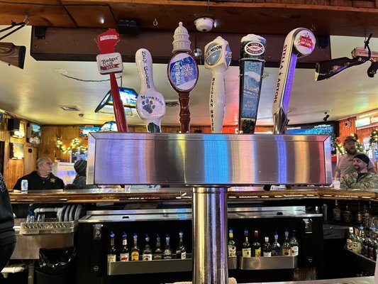 TRADERS BAR & GRILL - Updated May 2026 - 23 Photos & 21 Reviews - 6174 ...