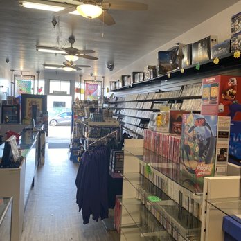 THROWBACK GAMEZ - Updated July 2024 - 97 Photos & 72 Reviews - 509 ...