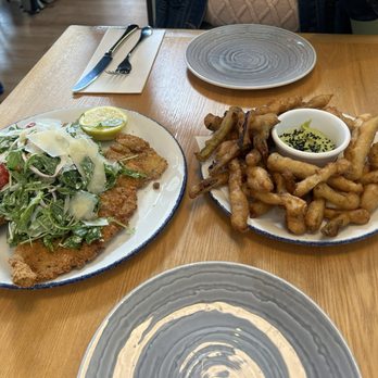 BLUEBIRD KITCHEN - Updated July 2024 - 254 Photos & 173 Reviews - 2405 ...