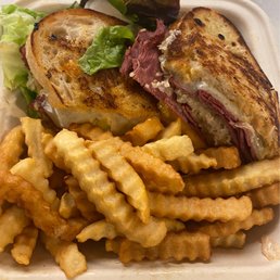 STRAUB BENIOFF MEDICAL CENTER CAFE - Updated July 2025 - 708 Photos ...