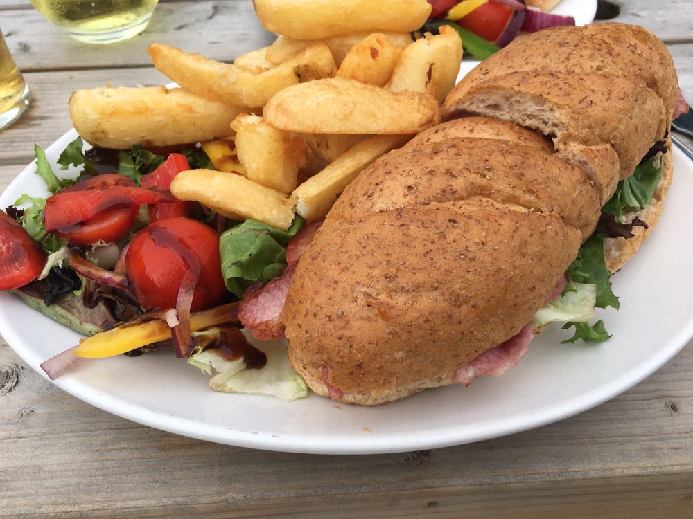 THE RUSTIC ARMS - 7 Long Lane Ackworth, Pontefract, West Yorkshire ...