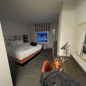 HAMPTON INN & SUITES ATLANTA MIDTOWN - Updated May 2025 - 270 Photos ...