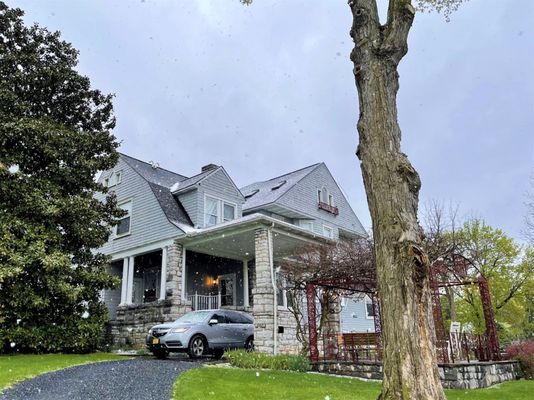 FRIENDLY CITY INN - Updated September 2025 - 68 Photos & 49 Reviews ...